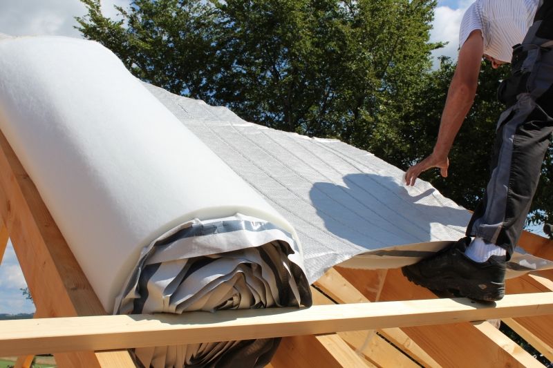 Roof insulation of a new construction - Aluthermo
