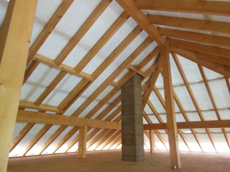 Roof insulation of a new construction - Aluthermo